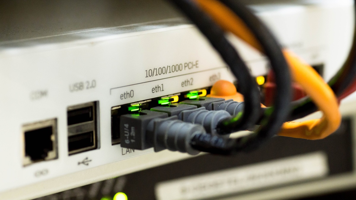 Wi-Fi router je hned od začátku přístupný z celého internetu